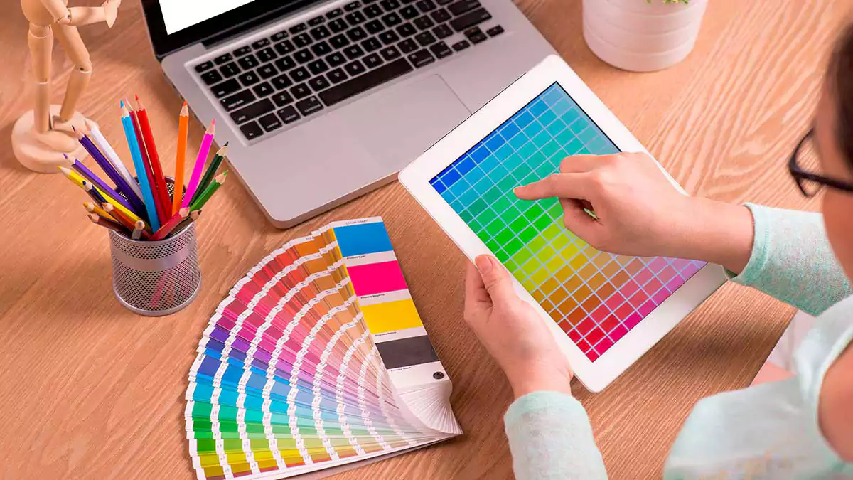 Graphic Design Vs UX Design | Learn To Choose The Right Design Career